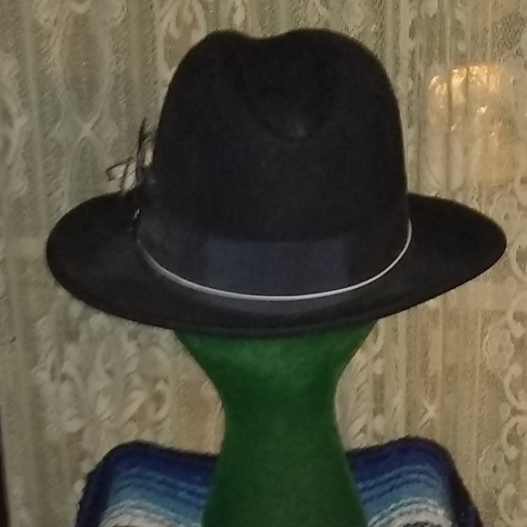 Capas | Accessories | Capas Untouchable Design 0 Wool Hat | Poshmark